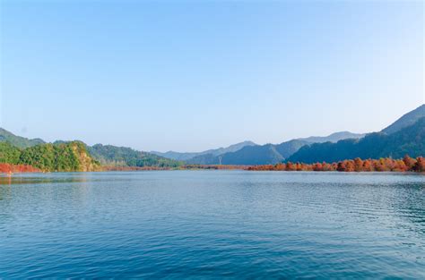 2023青龙湾生态旅游区游玩攻略 行程青龙湾水库大片的红 去哪儿攻略