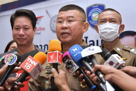 Photo Gallery ตร จับมือ ไปรษณีย์ไทย ส่ง ไซเบอร์วัคซีน เตือนปชช รู้เท่าทัน 18 รูปแบบกลโกงออนไลน์