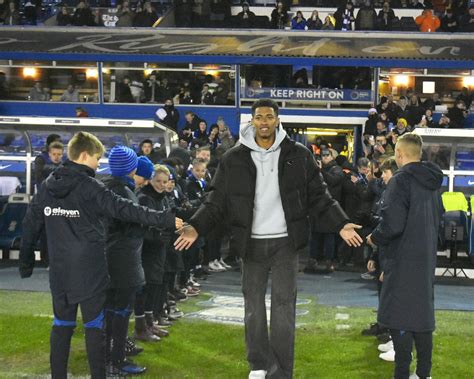 Jude Bellingham On Twitter Utb💙 Hgon2yil4z Twitter