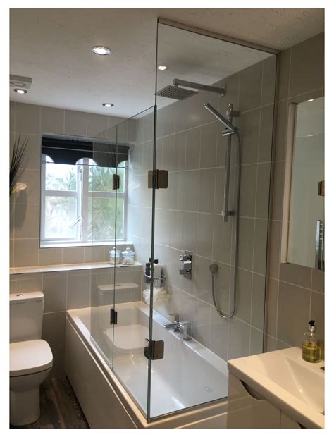13 Custom Shower Screens Ideas