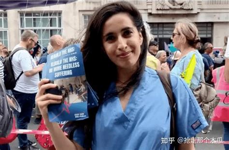 英国人扛不住了英国开启不满之夏物价飞涨铁路罢工英国爆发大规模游行 知乎