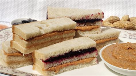 The Original Pbandj On Homemade Pullman Bread — Tasting History