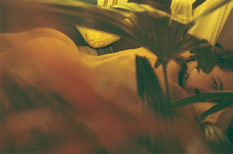 Hugo Gets Naked PORNCEPTUAL