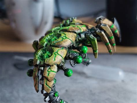 Canoptek wraith 5/7 by Pusjel on DeviantArt