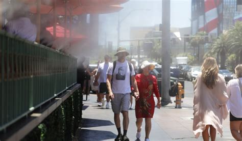 美 라스베이거스 5일째 46도 넘어… “폭염에 사망자 속출” 전자신문