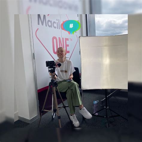 Sophie Palmer On Linkedin Smiles All Round While Out Filming 📸