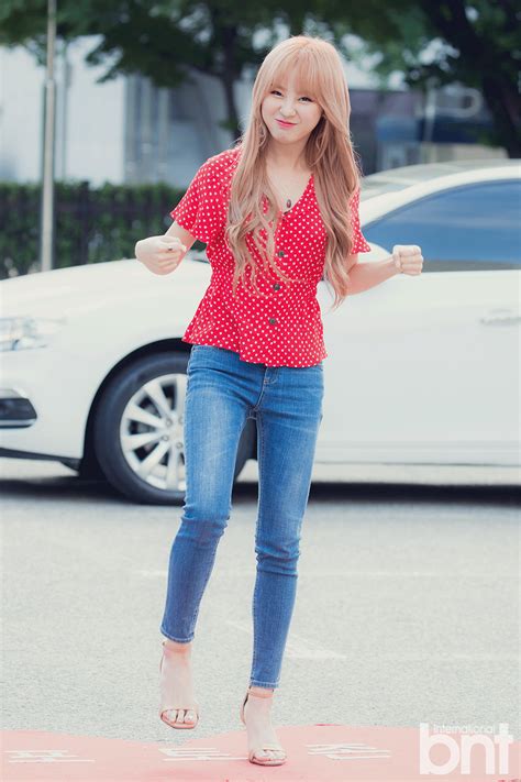 Bnt움짤 앤씨아 세상에서 가장 귀여운 발구르기 Bnt뉴스