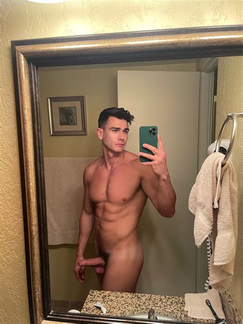 Model Of The Day Mr Deep Voice Daily Squirt