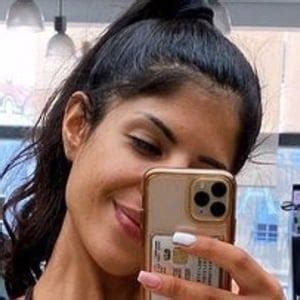 Sweet Sophia Age Family Bio Famous Birthdays