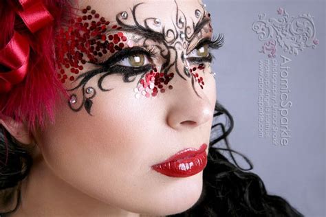 1000 Images About Masquerade Makeup On Pinterest Silver Eye Makeup