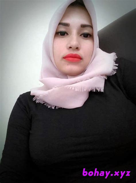 Tante Bohay Jilbab Cari Selingkuhan Tante Bohay Jilbab Cari Selingkuhan