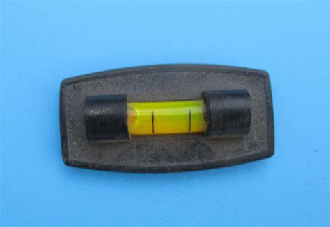 Level Stick On 2″l