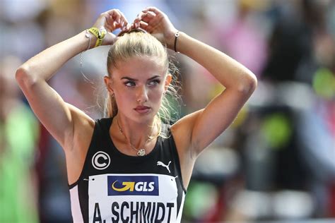 Interview Mit Alica Schmidt Female Athletes Athlete Track And Field