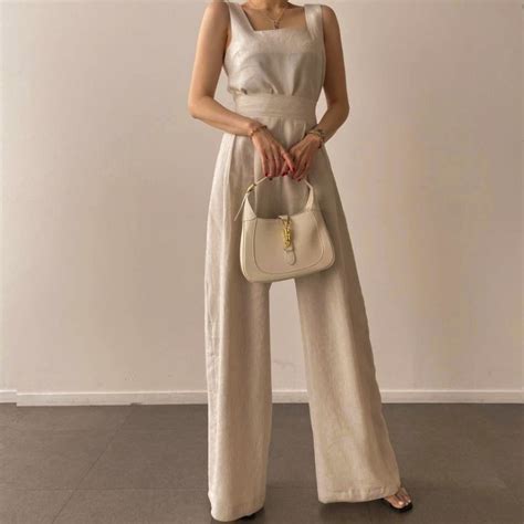 พร้อมส่งสีเทาอ่อน เซท2ชิ้น เสื้อกล้ามสายเดี่ยวกับกางเกงขายาวเอวสูง Pandora Box Official Thaipick