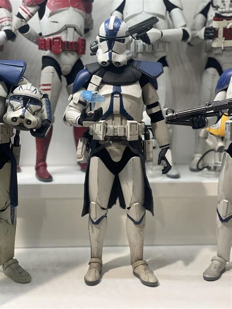 Commander Appo R Hottoys