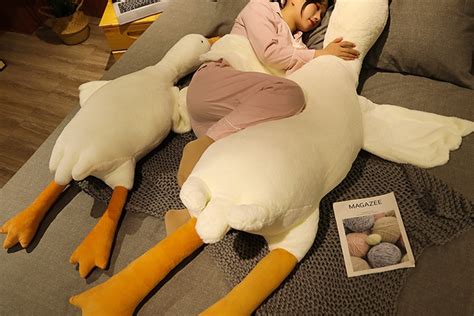 다루미 거위 바디필로우 인형 안고자는베개 애착인형 침실인테리어 위시버킷