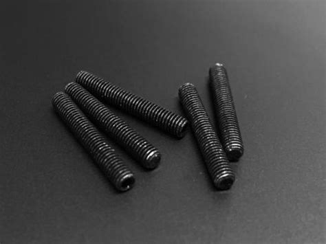 R31m140 M3 X 20mm セットスクリュー 5本 Dr Grk