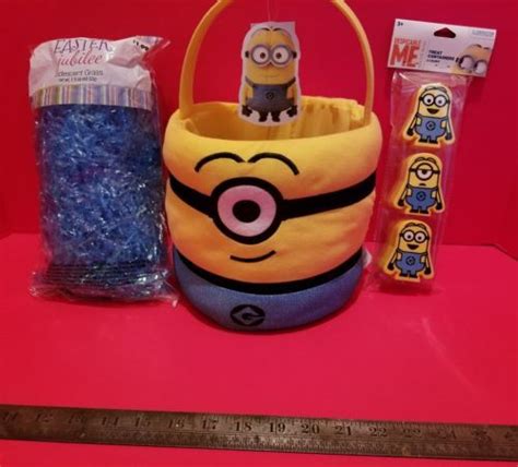 Despicable Me Easter Basket Kit Plush Tote Blue Grass Minion Treat