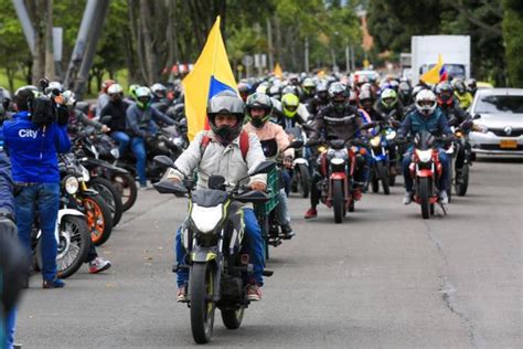 Moteros Hacen Protesta En La Ciudad De Bogotá Centro Articulador De