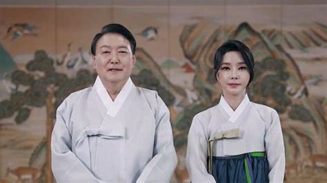 中秋来临，尹锡悦与夫人金建希发视频向韩国民众送祝福凤凰网