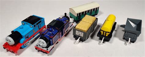 Tomy Motorized Road And Rail Thomas Ultimate Set 2006