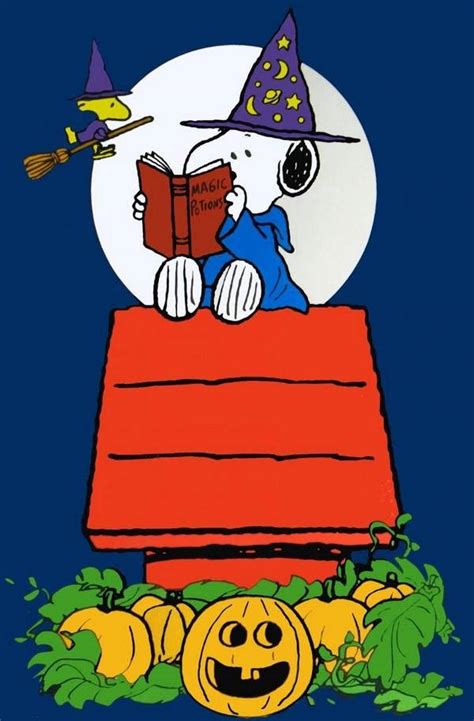 100 Snoopy Halloween Wallpapers