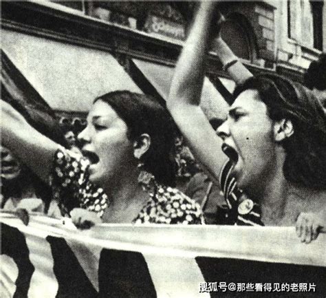 老照片 美国革命群众运动的熊熊烈火妇女罢工斗争