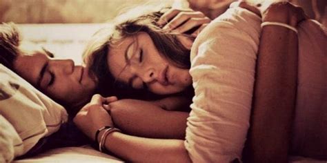 Dont Rush Into Sex Just Because Youre In A Relationship [video] Janet Ong Zimmerman Yourtango