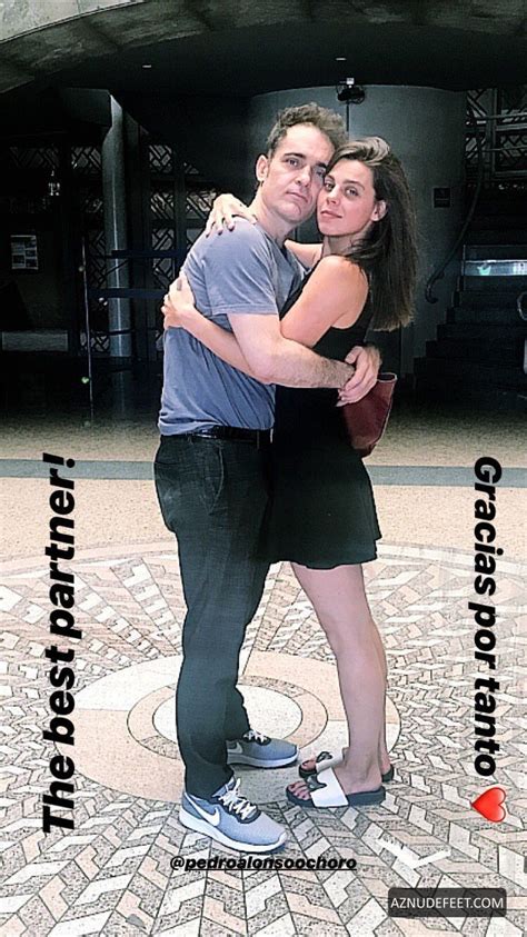 Clara Alvarado Feet Aznudefeet