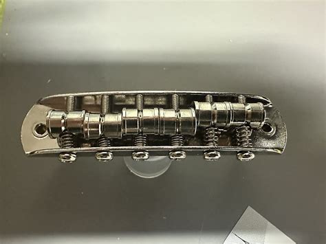 Squier Bass Vi Bridge 95 Radius Reverb