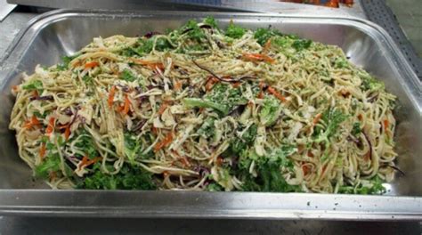 더쿠 단체급식 샐러드 파스타 