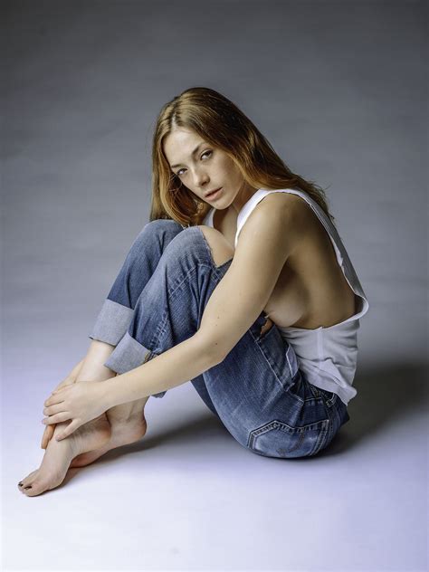 Olga Kobzar Curiousandhorny