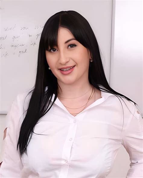 Aleksa Mink Actress Husband Family Wiki Age Net Worth Videos Photos