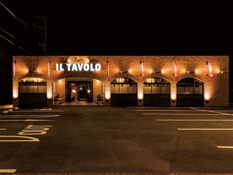 レストランファサード内装デザインniku bar IL TAVOLO富士インター店 施工事例 建材メーカーキャンエンタープライゼズ