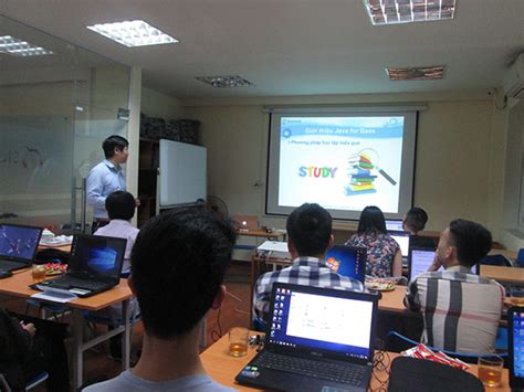 Khóa học lập trình trực tuyến Stanford