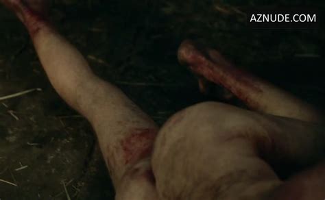 Sam Heughan Shirtless Butt Scene In Outlander Aznude Men
