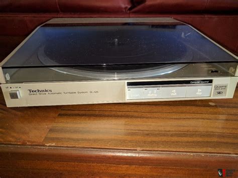 Technics SL Q Quartz Locked Fully Automatic Direct Drive Turntable Photo US Audio Mart