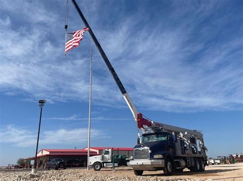 Amanda Navarrette On Linkedin Oilandgas Cranes Trucking Auctions