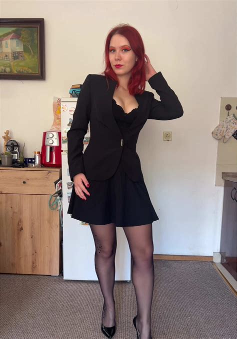 Redhead Fashion Stylish Heels And Legs Showcase Tiktok