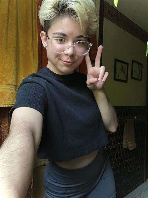 Quinn On Twitter Anybody Else Ungodly Sleepy Rn Https T Co 3mYT6m3iU3 Twitter