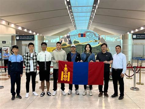 Физикийн олон улсын олимпиадаас нэг мөнгө хоёр хүрэл медаль нэг тусгай байр хүртлээ