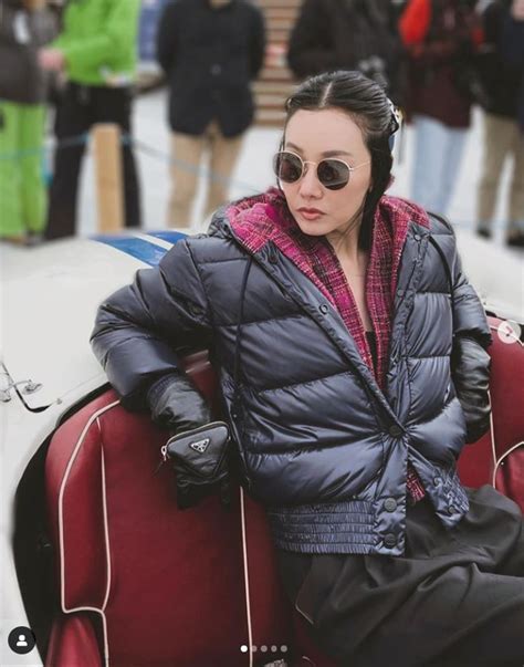 นุ่น วรนุช กับอีกด้าน เปรี้ยว ๆ แซ่บ ๆ เต้นบนลานไอซ์เกต ยกขาให้เพื่อนตบก้น ป้าบ ๆ