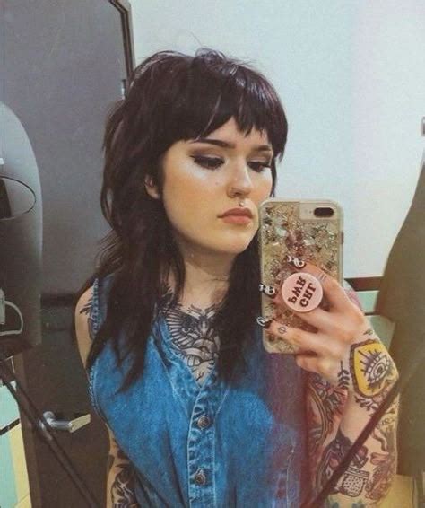 31 Classy Shag Hairstyles For Women Over 60 Shoulder Length Hair Cuts