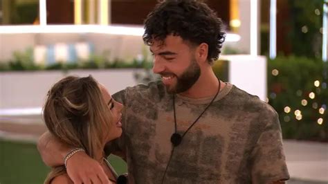 Towies Elma Pazar And Sammy Root Split And Emotional Scenes Will Air