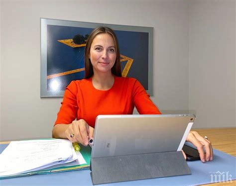 Ева Майдел за бомбата на Политико че сменя Мария Габриел Този разговор е неадекватен