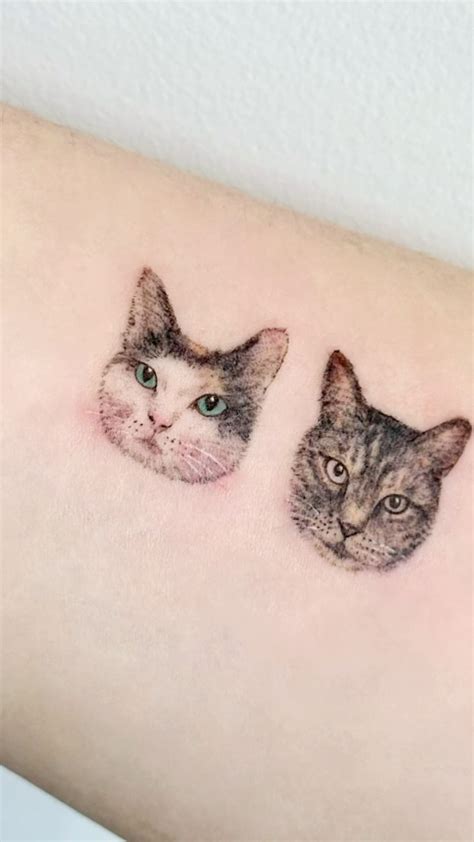 부산타투 남포동타투 오너먼트타투 블랙앤그레이 야니 너무예뻐버린 달 기하학타투 부산타투 남포동타투 ⠀ ———【tattooist Yany 타투이스트 야니