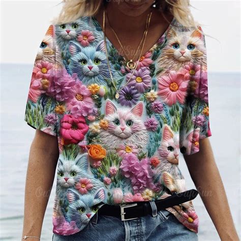 Купити Футболка з 3d котом і короткими рукавами Нова жіноча футболка 2024 року з V подібним