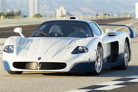 테슬라 3천만 원대 전기차 모델 2 출시 시기 드디어 확정