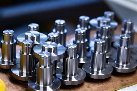 Scm435とscm420の違いとは？両鋼材の特性を徹底比較 鉄×旋盤加工製作所｜鉄×旋盤加工に特化