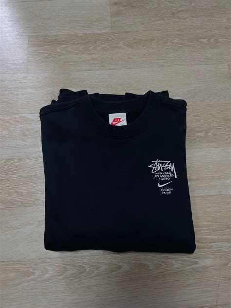 나이키 스투시 맨투맨 유럽m 후루츠패밀리